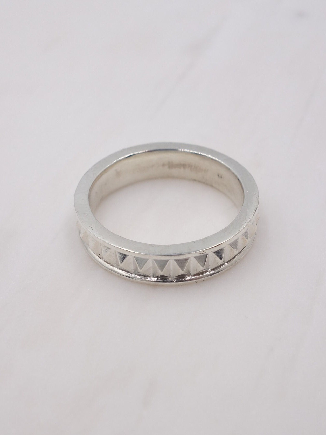 Geometric Wedding Band, Edge Spikes Ring, Unique Wedding Ring, Silver ...