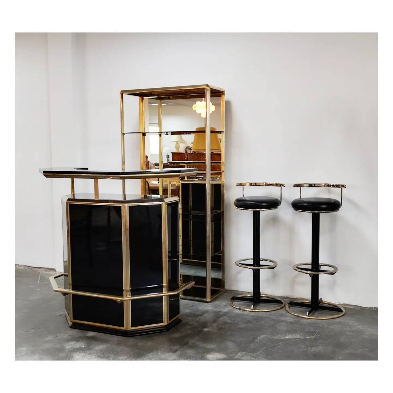 Extremely Rare Hollywood Regency Dry Bar Counter With Bar Stools and ...