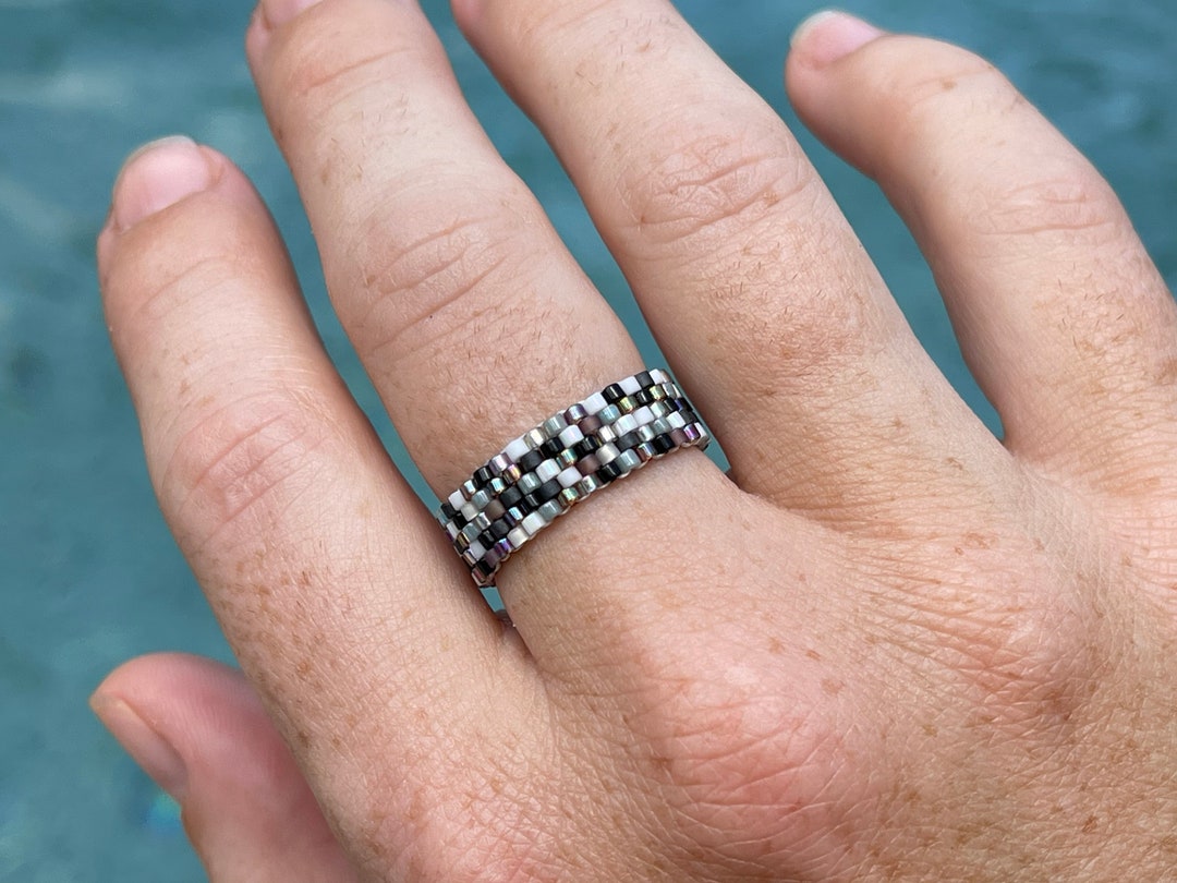 11/0 Delica Seed Bead Ring Woven Together With Peyote Stitch in the Mix ...