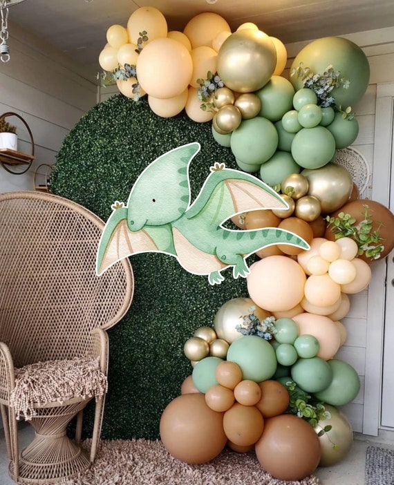 Dinosaur theme baby shower store