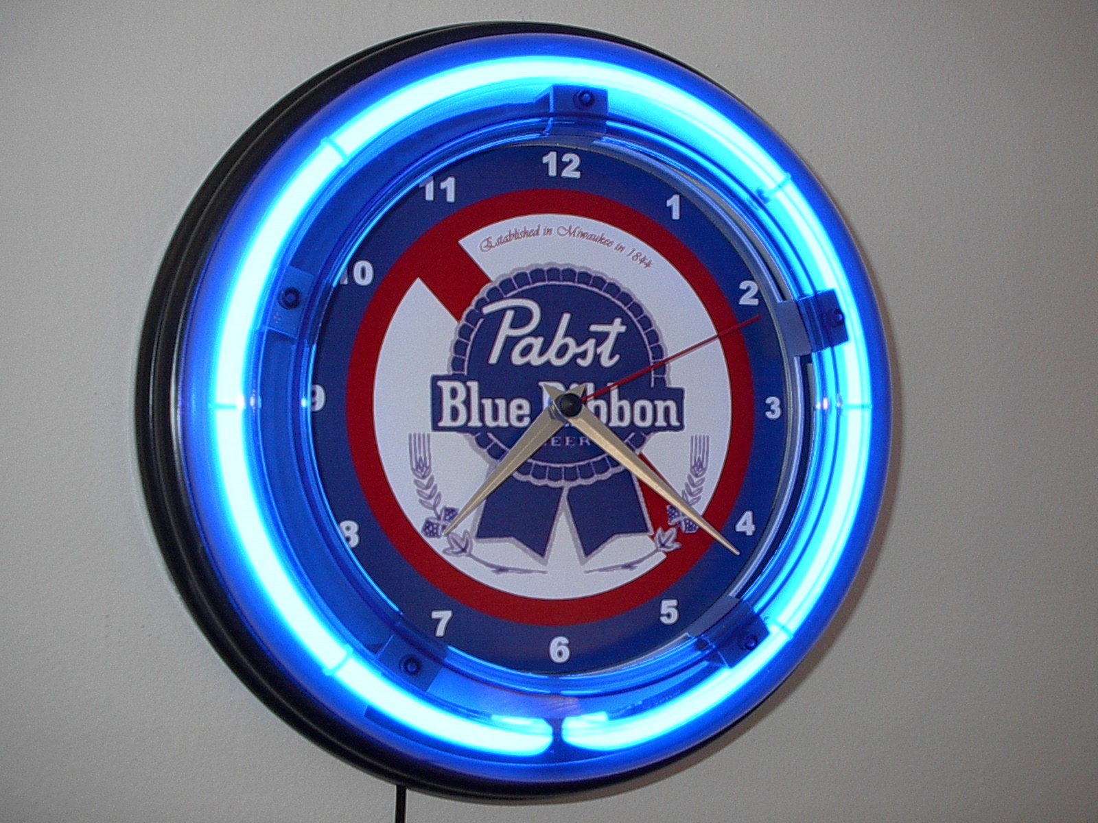 Pabst Mirror for sale| 84 ads for used Pabst Mirrors