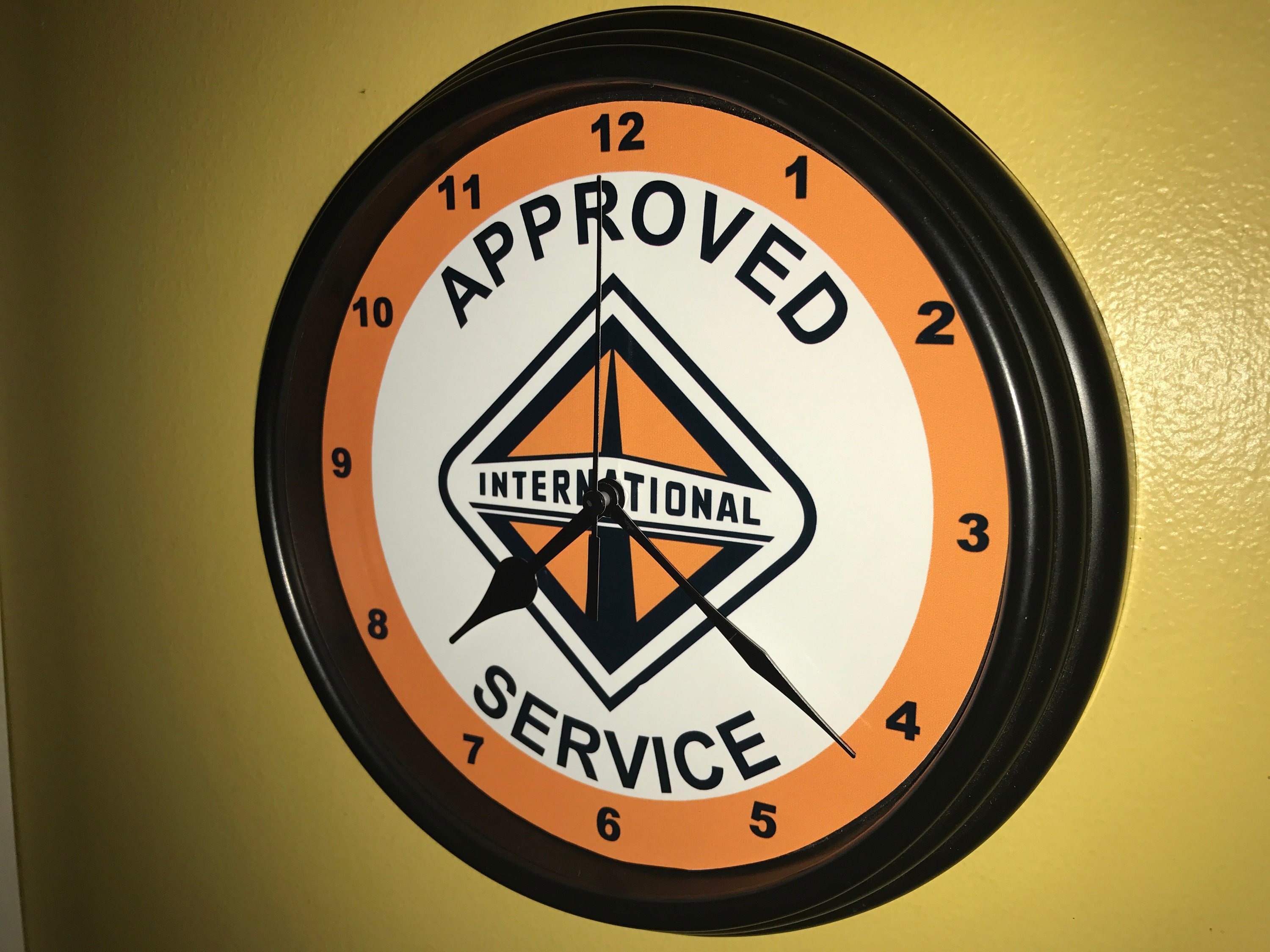 International Semi Truck Driver Rig Appservice Bar Garage Advertising ...