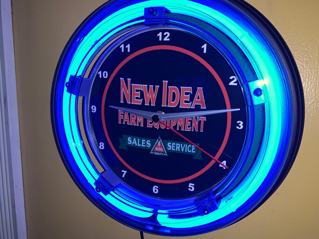New Idea Farm Equipment Tractor Barn Farm Garage Bar Advertising Man ...