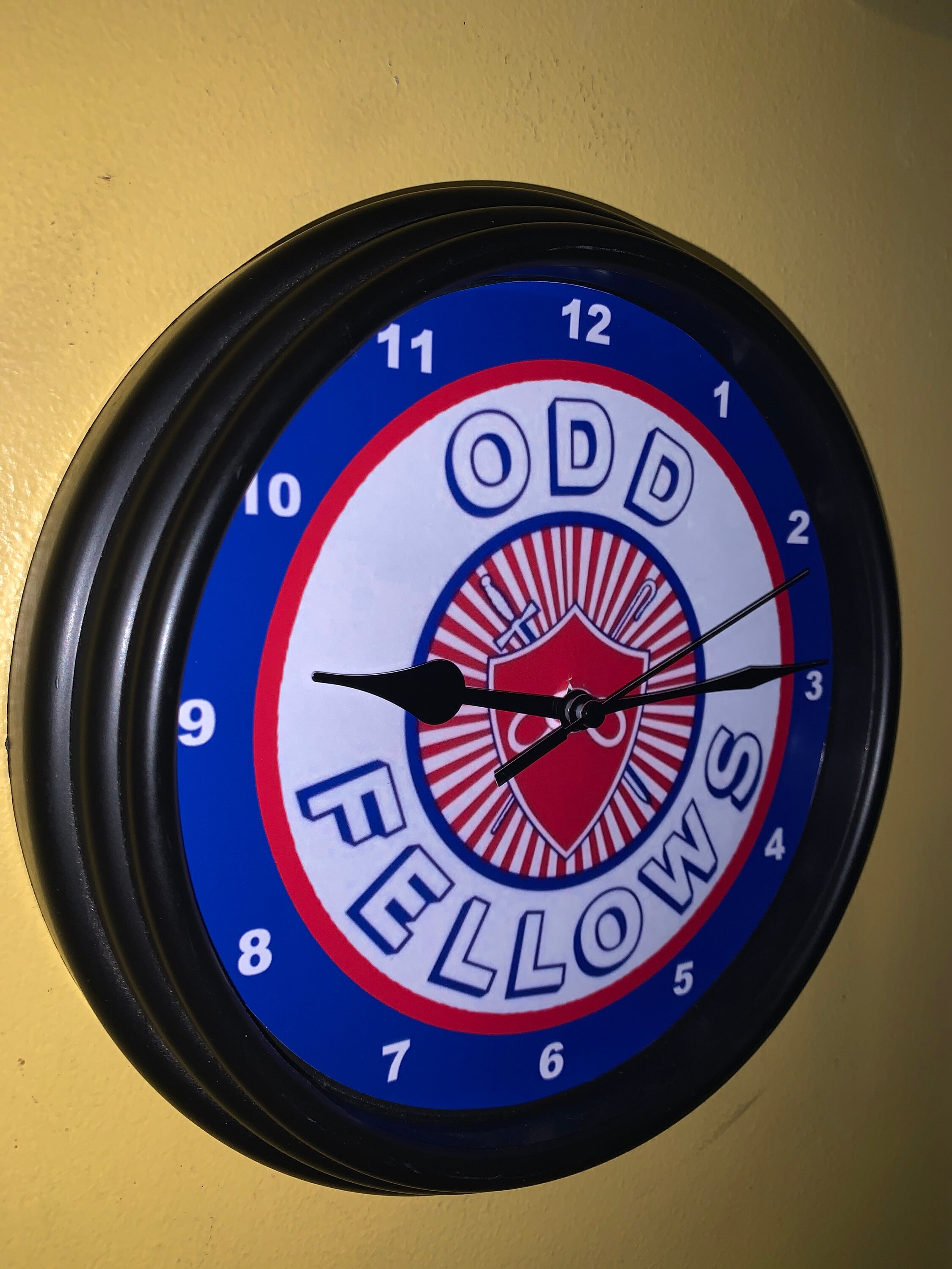 Odd Fellows Fraternal Group Lodge Bar Advertising Man Cave Wall Clock ...
