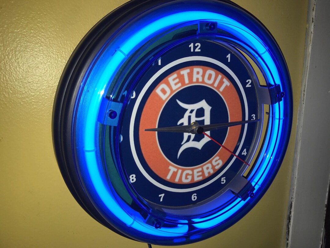 Detroit Tigers Old English D Logo Baseball Bar Advertising Man Cave ...