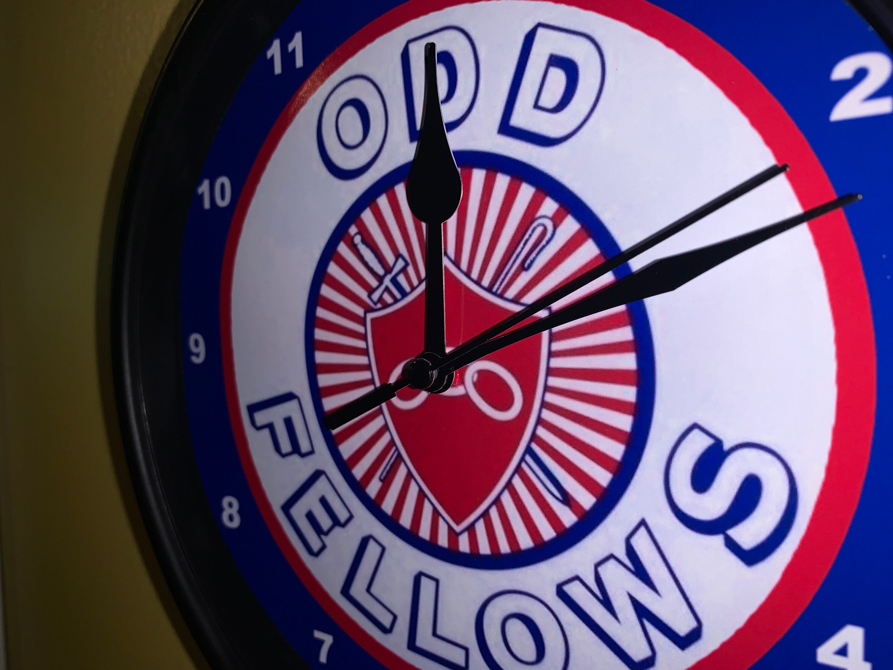 Odd Fellows Fraternal Group Lodge Bar Advertising Man Cave Wall Clock ...