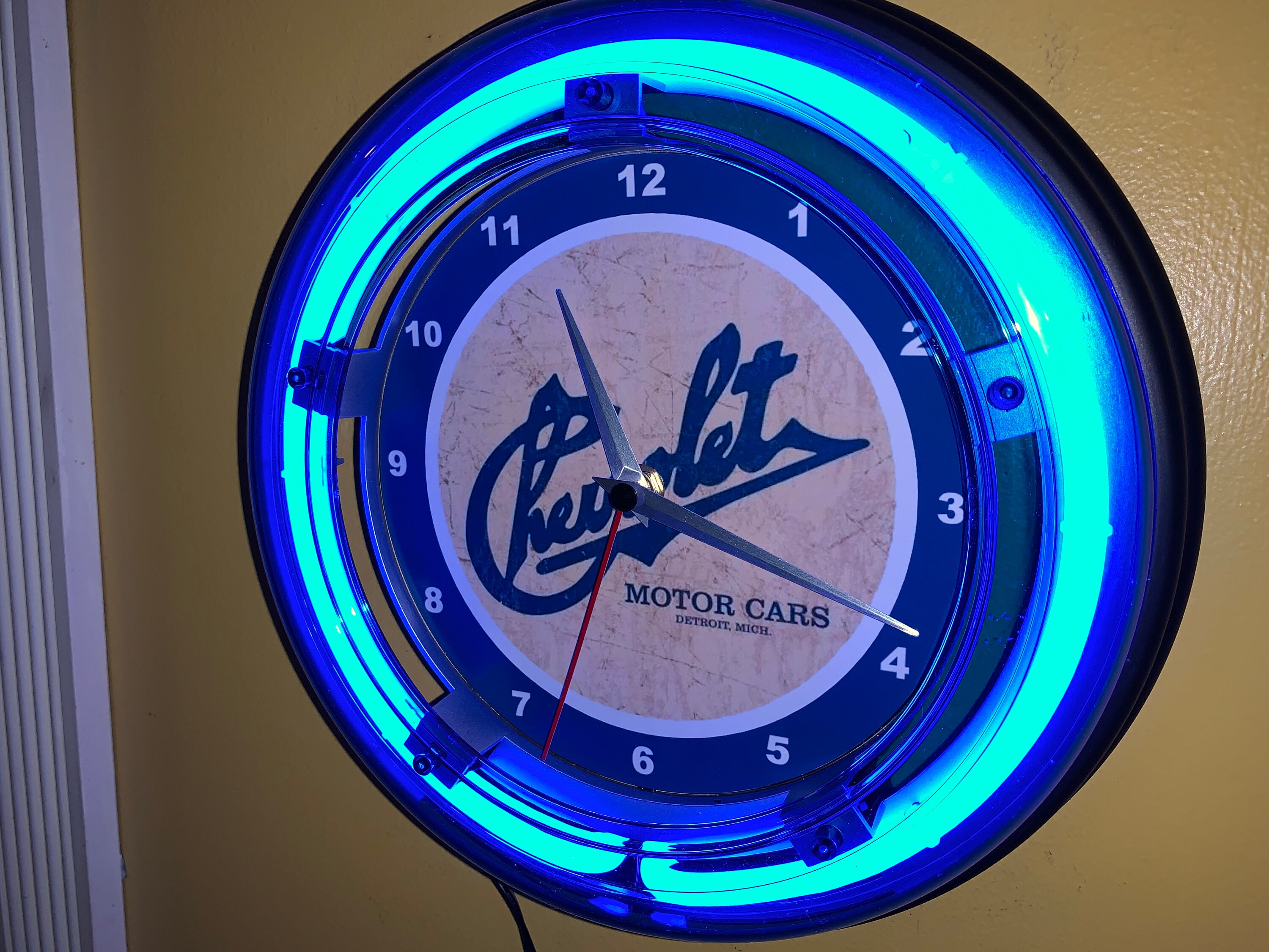 Chevrolet Chevy Logo Motors Auto Mechanic Garage Bar Advertising Man ...