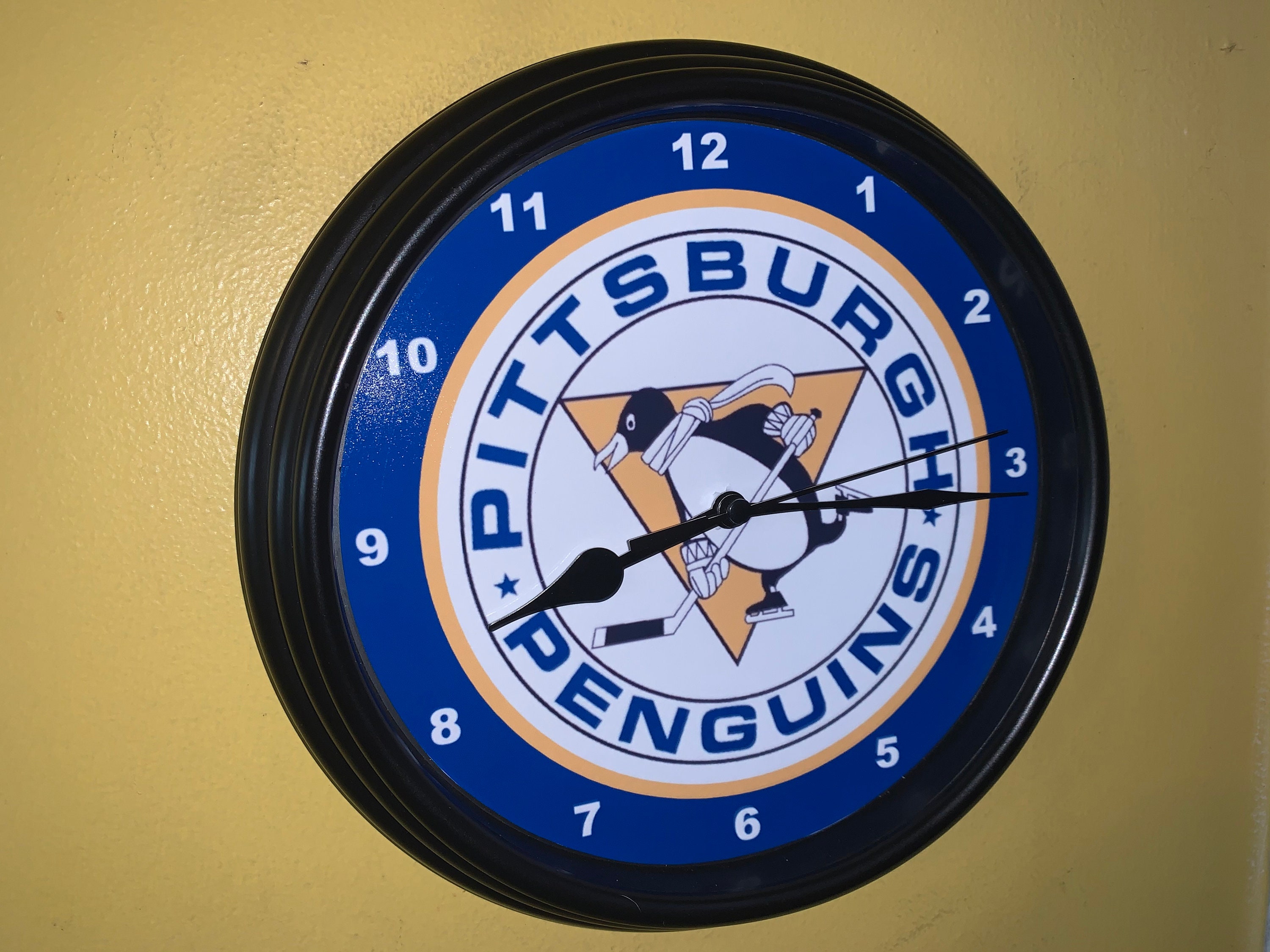 Pittsburgh Penguins Throwback Hockey Bar Man Cave Wall Clock Sign - Etsy