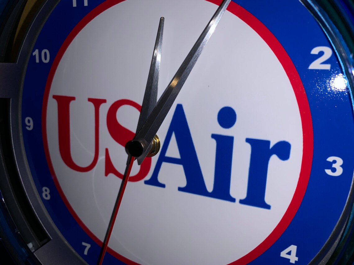Usair Airlines Airport Terminal Pilot Airplane Stewardess Bar ...