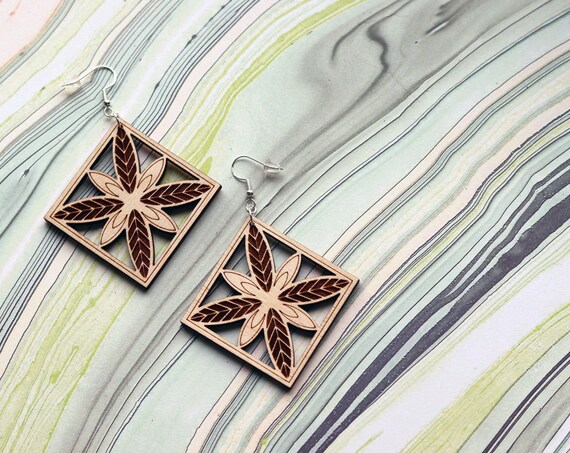 Polynesia Tribal Tapa Flower Square (Solid) - Lightweight Birch Dangle ...