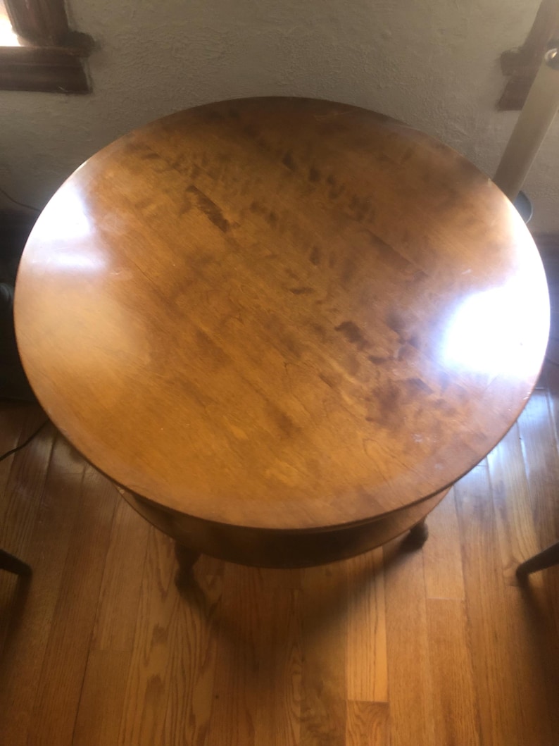 Ethan Allen Heirloom Nutmeg Maple 28” Round Accent Table - Etsy