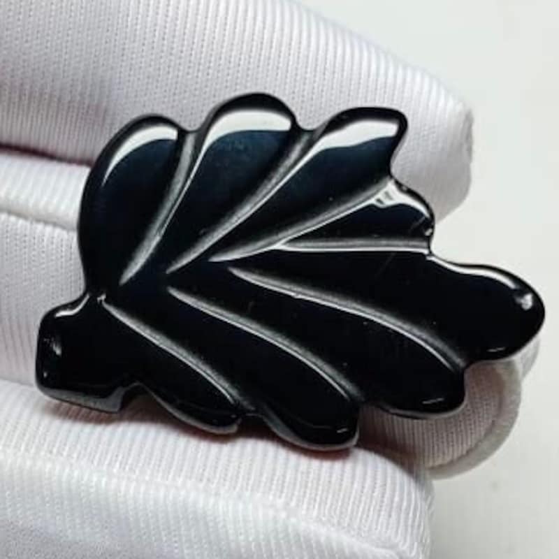 Black Onyx Carved Leaf - Etsy