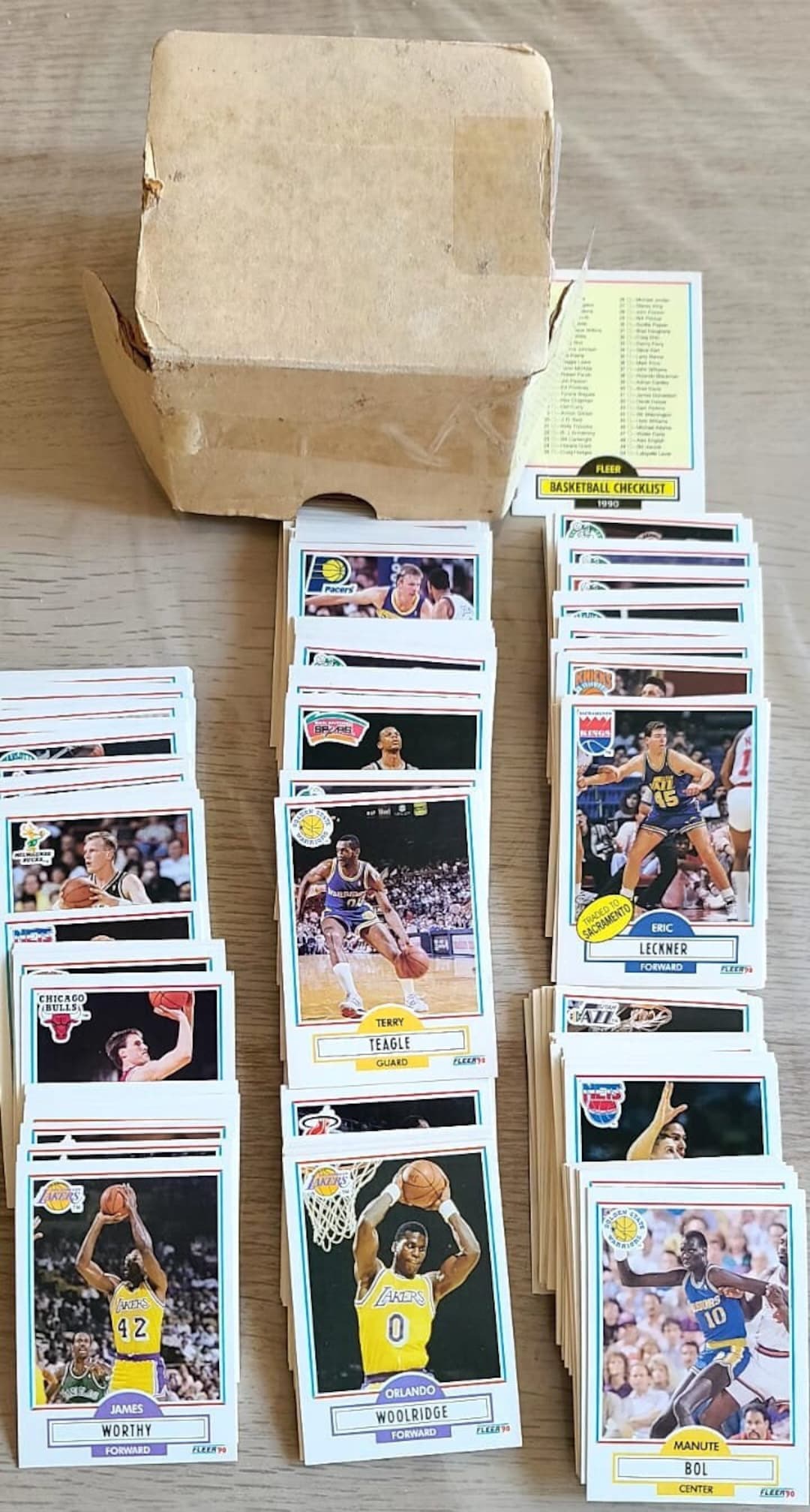 Vintage 1990 Fleer Basketball Cards Lot.182 Fleer Cards in Great ...