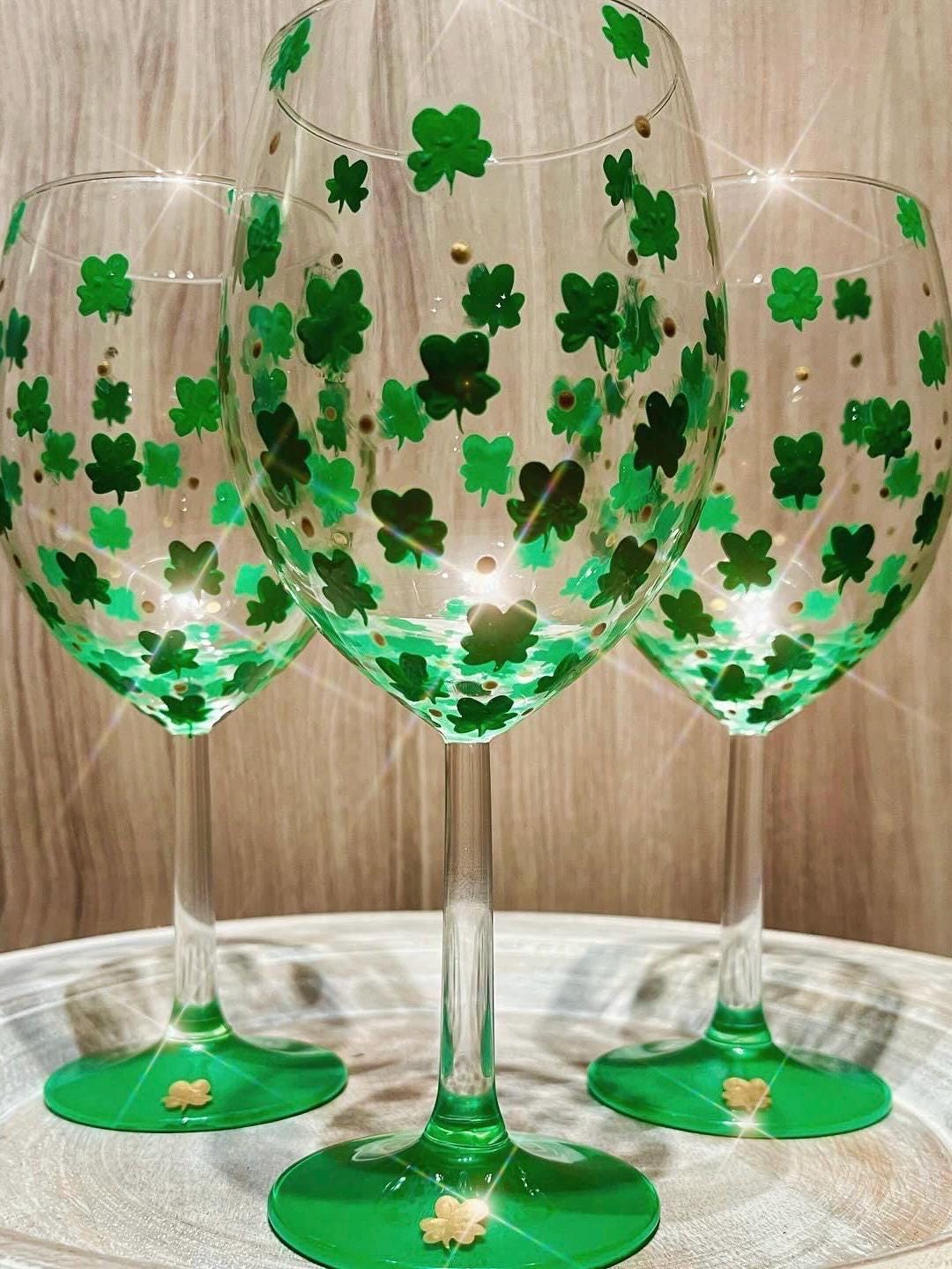 Hand Painted Shamrock Wine Glass: St Patrick's Day Gift - Etsy