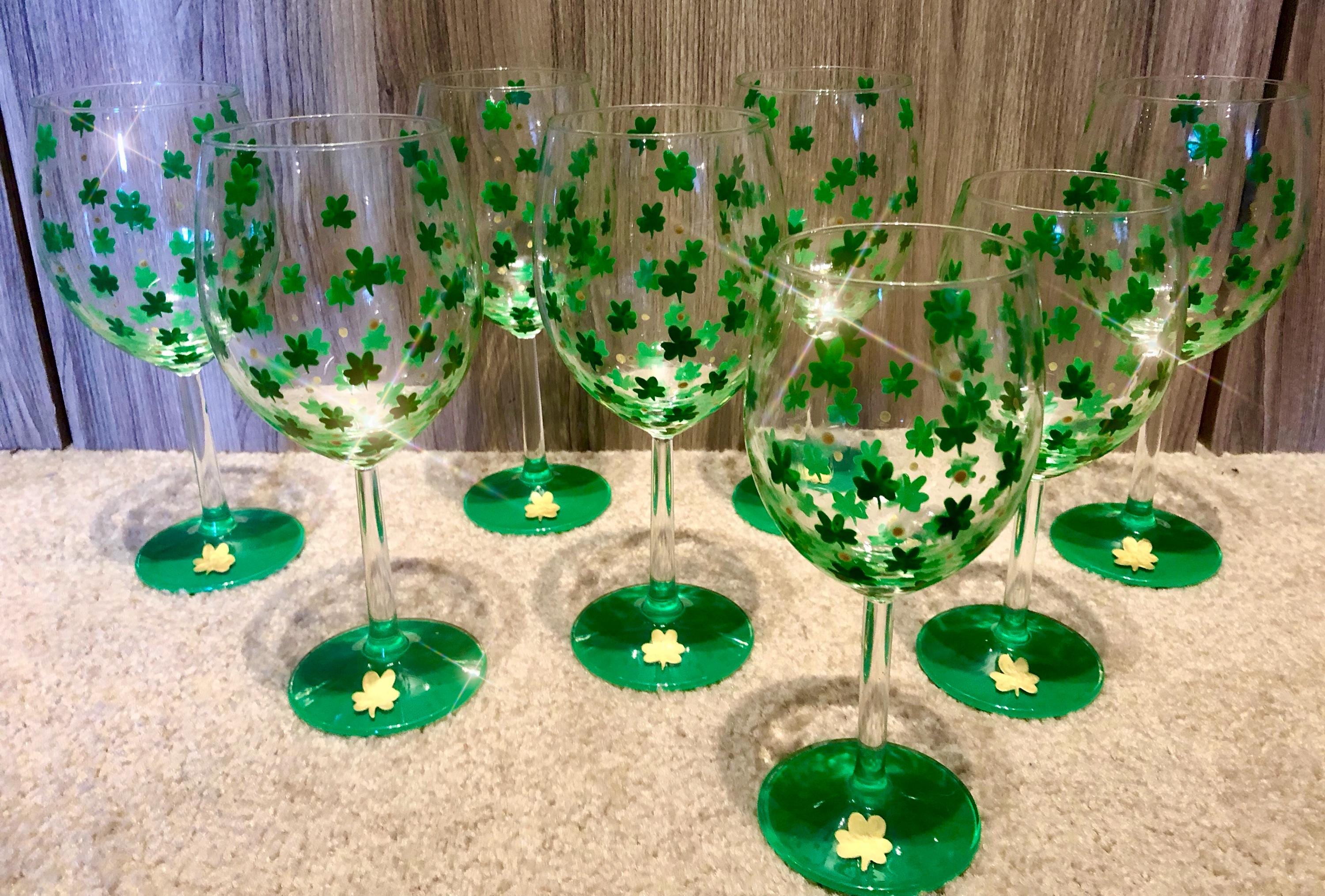 Hand Painted Shamrock Wine Glass: St Patrick's Day Gift - Etsy