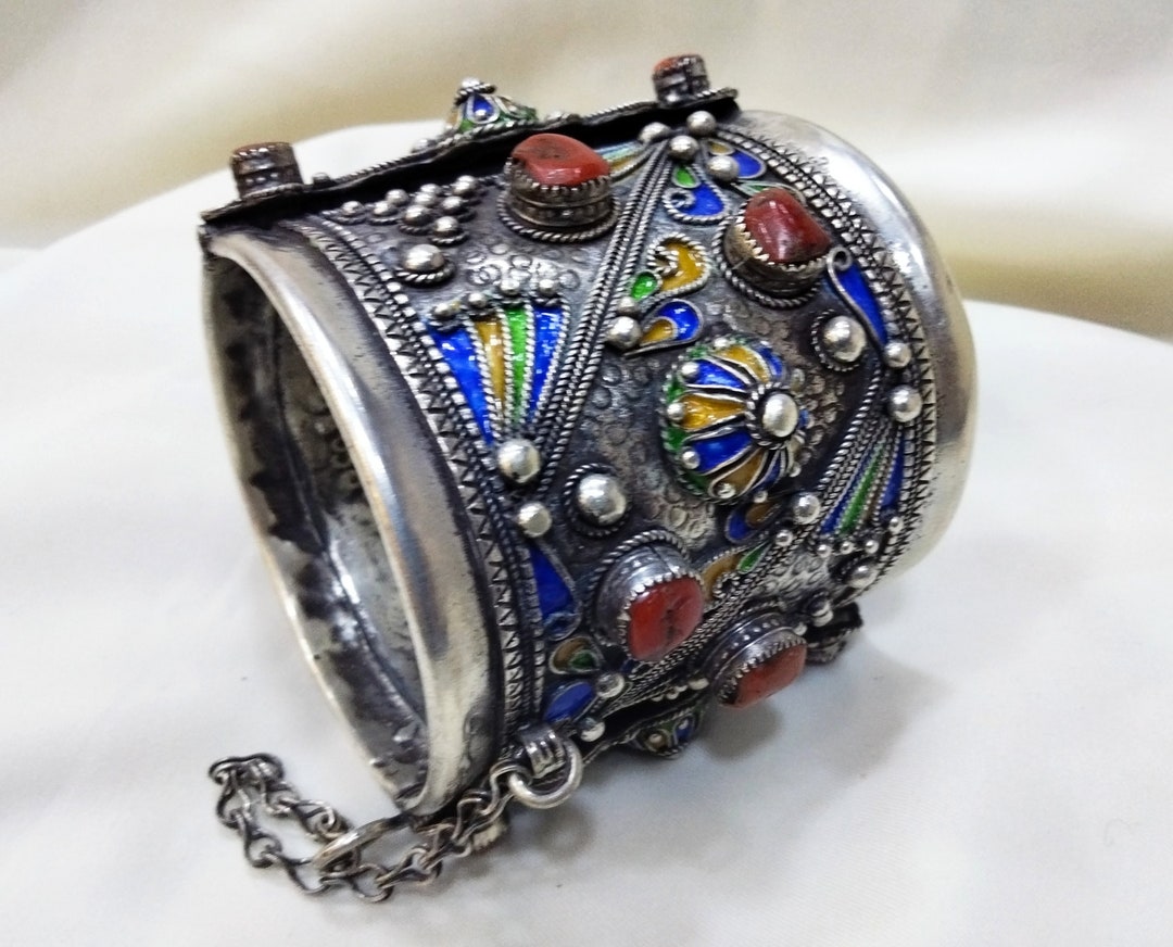 Kabyle - Old Kabyle Bracelet, From Algeria, Greater Kabylia. 925 Silver ...