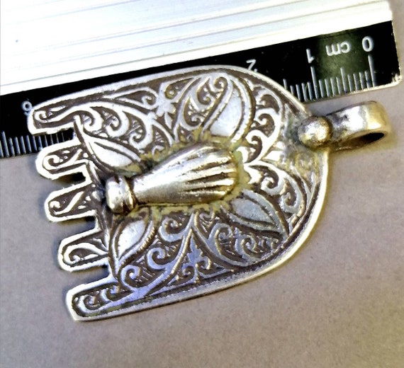 Morocco - Ancient hand of Fatima in cast silver "Kham… - Gem