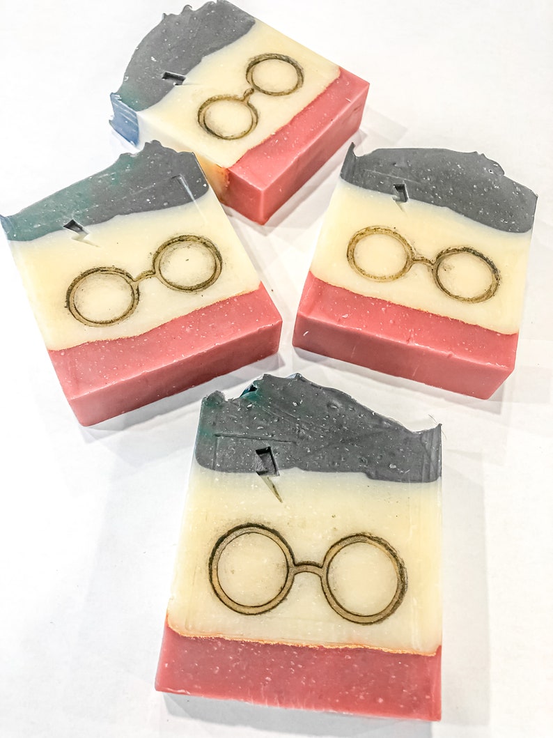 Harry Potter Soap Hogwarts Gift Ideas Gryffindor Cedarwood Lemongrass ...