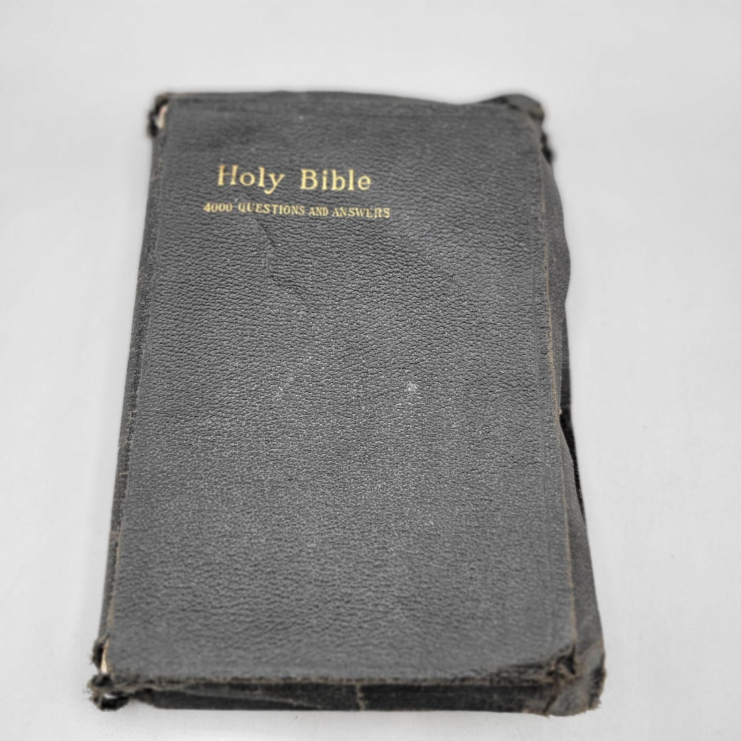 Holy Bible 4000 Questions and Answers 1901 New and Old Testaments - Etsy