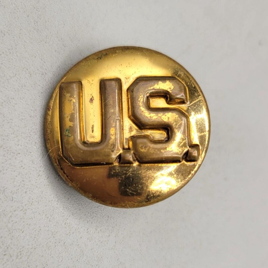 Vintage US Military Collar Pin With Clutch Backs Gold Toned Metal Round ...