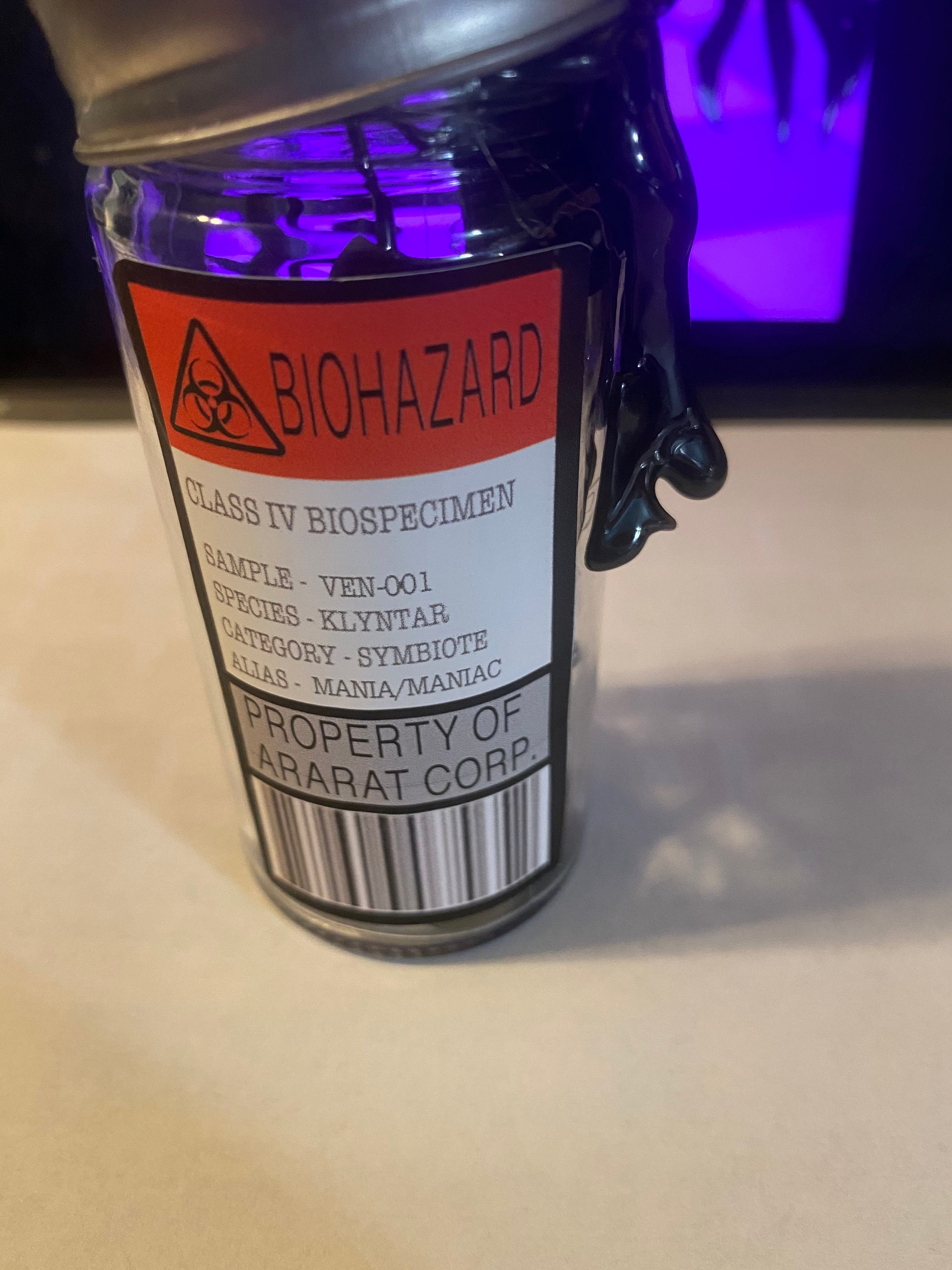 Mania Symbiote - Etsy