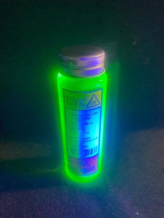 Vial of Banes Venom - Etsy