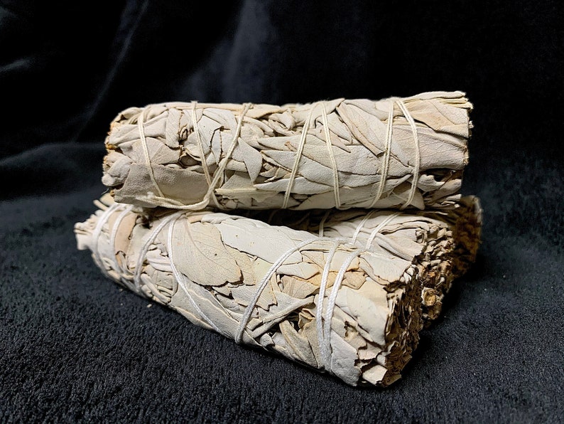 White Sage Smudge Stick: Cleansing Ceremony Bundle (4-5 Inch) - Etsy