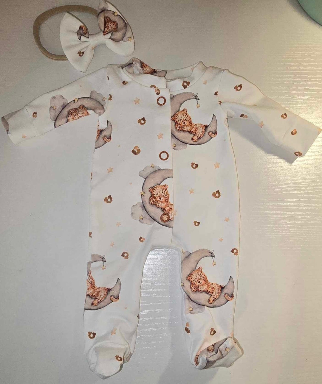 14 micro Beige Leopard on Moon Footed Pj Sleeper W/ Matching Hat or Bow ...