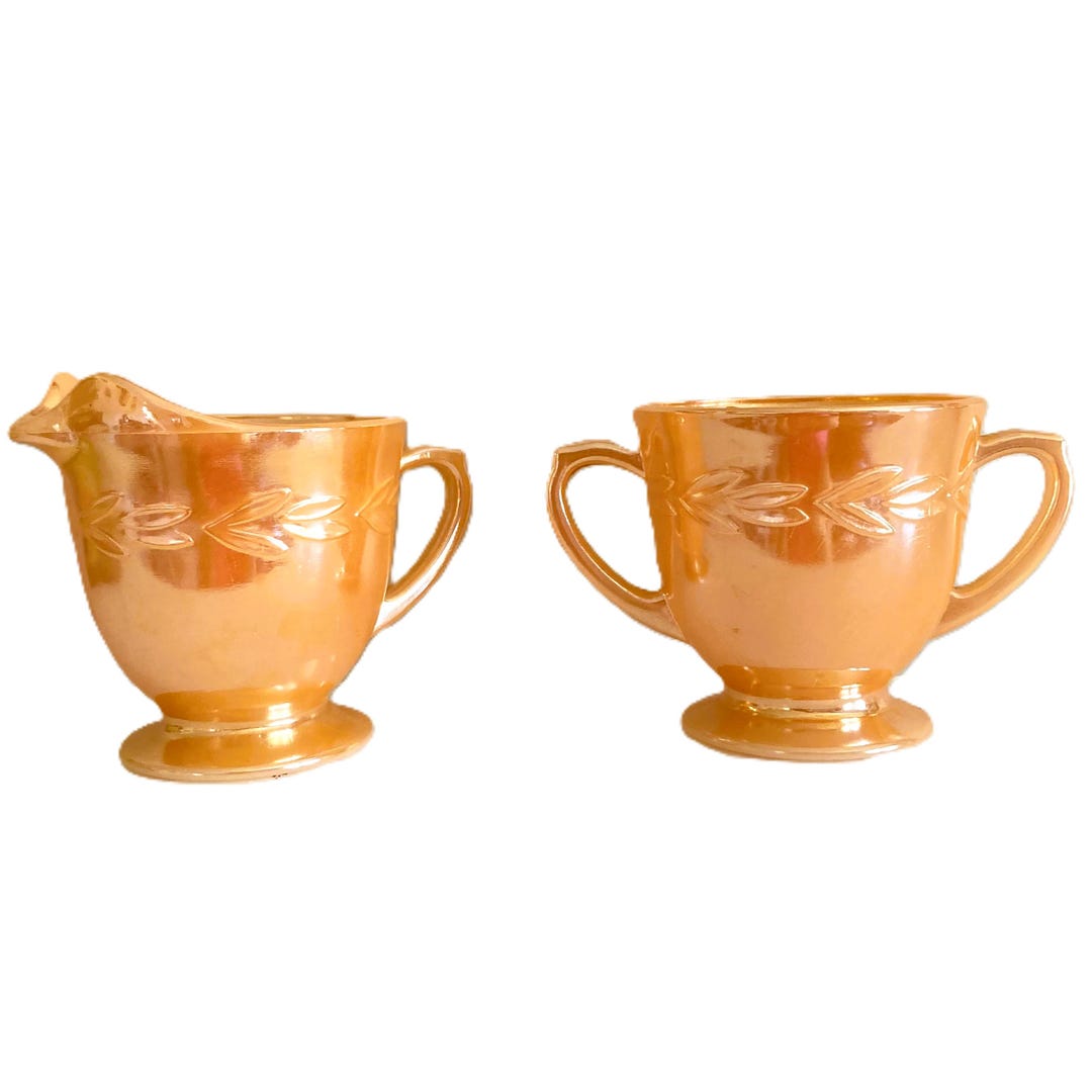 Vintage 1950s FIRE KING Peach Laurel Leaf Lustre Creamer & Sugar Bowl ...