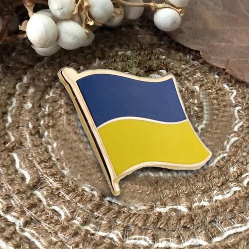 Ukraine Flag Pin Ukrainian Flag Button Stand With Ukraine - Etsy
