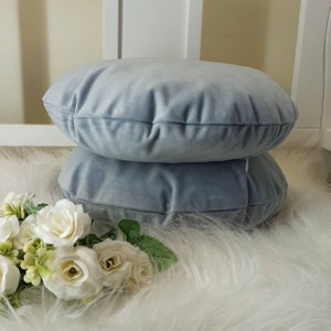 Light Blue Round Pillow Case, Circle Velvet Throw Pillow Cover, Blue ...
