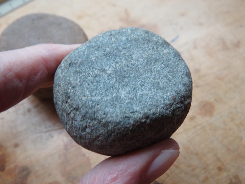 Plains Indian AMERICAN INDIAN Discoidal Stone Artifact Small Game ...