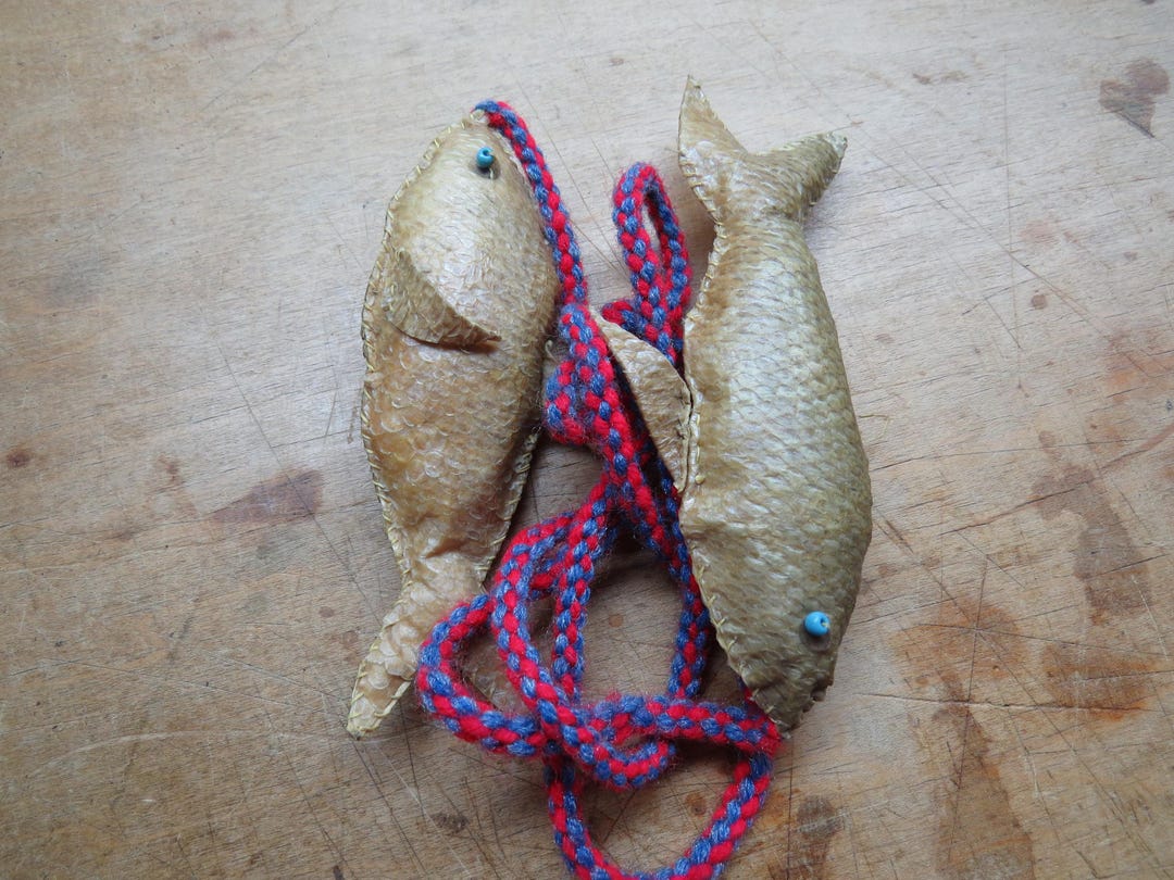 Vintage Alaska Inuit Toy Yo Yo Antique Eskimo Salmon Fish Skin - Etsy