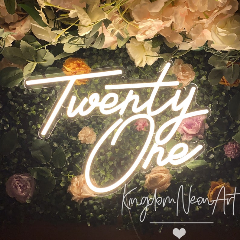 Twenty One Neon Sign, 21st Birthday Party Decor, Personalized Gift - Etsy