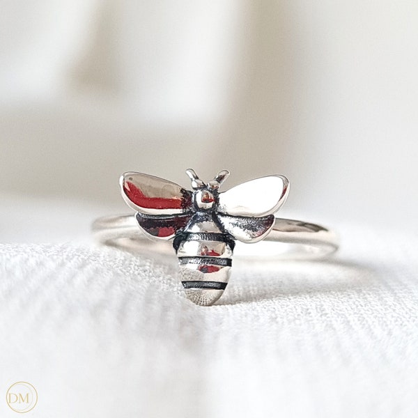 Bee Stacking Ring - Etsy