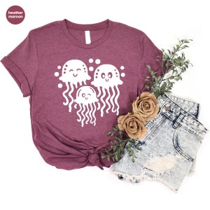 Cute Sea Ocean Creatures Graphic Tees for Women, Marine Life Biology ...