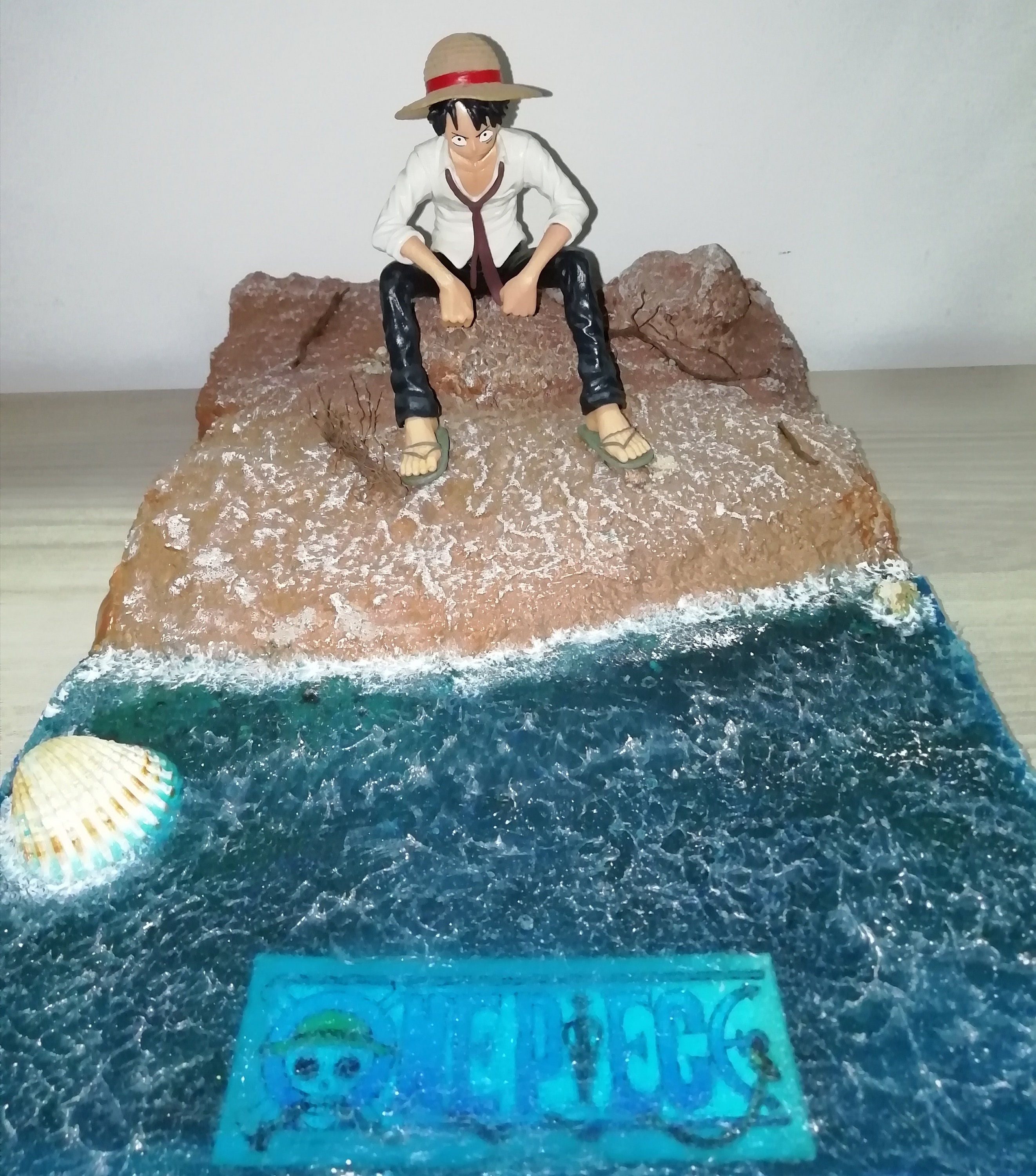 Diorama One Piece Monkey D. Luffy Rubber by the Sea - Etsy