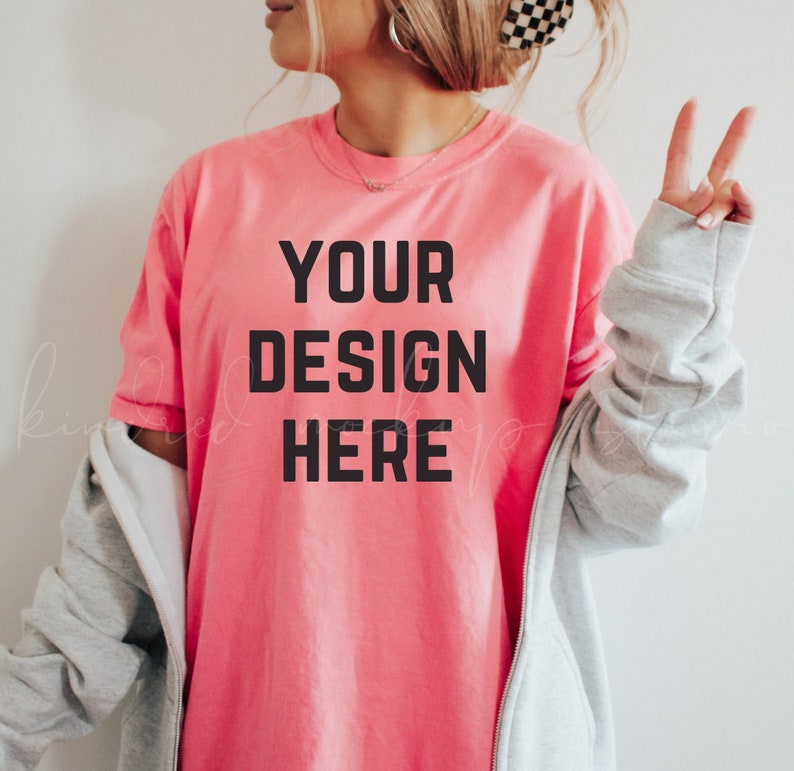 Peony Comfort Colors 1717 T-shirt Mockup| Comfort Colors T-shirt Mockup ...