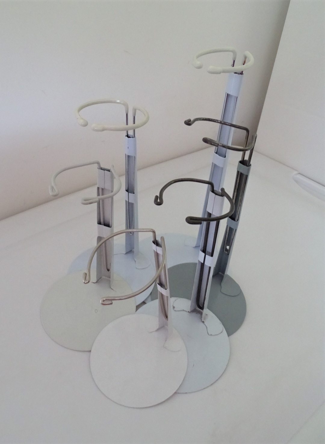 Vintage Lot of 6 Metal Doll Stands 1011121314151617181920212224 - Etsy