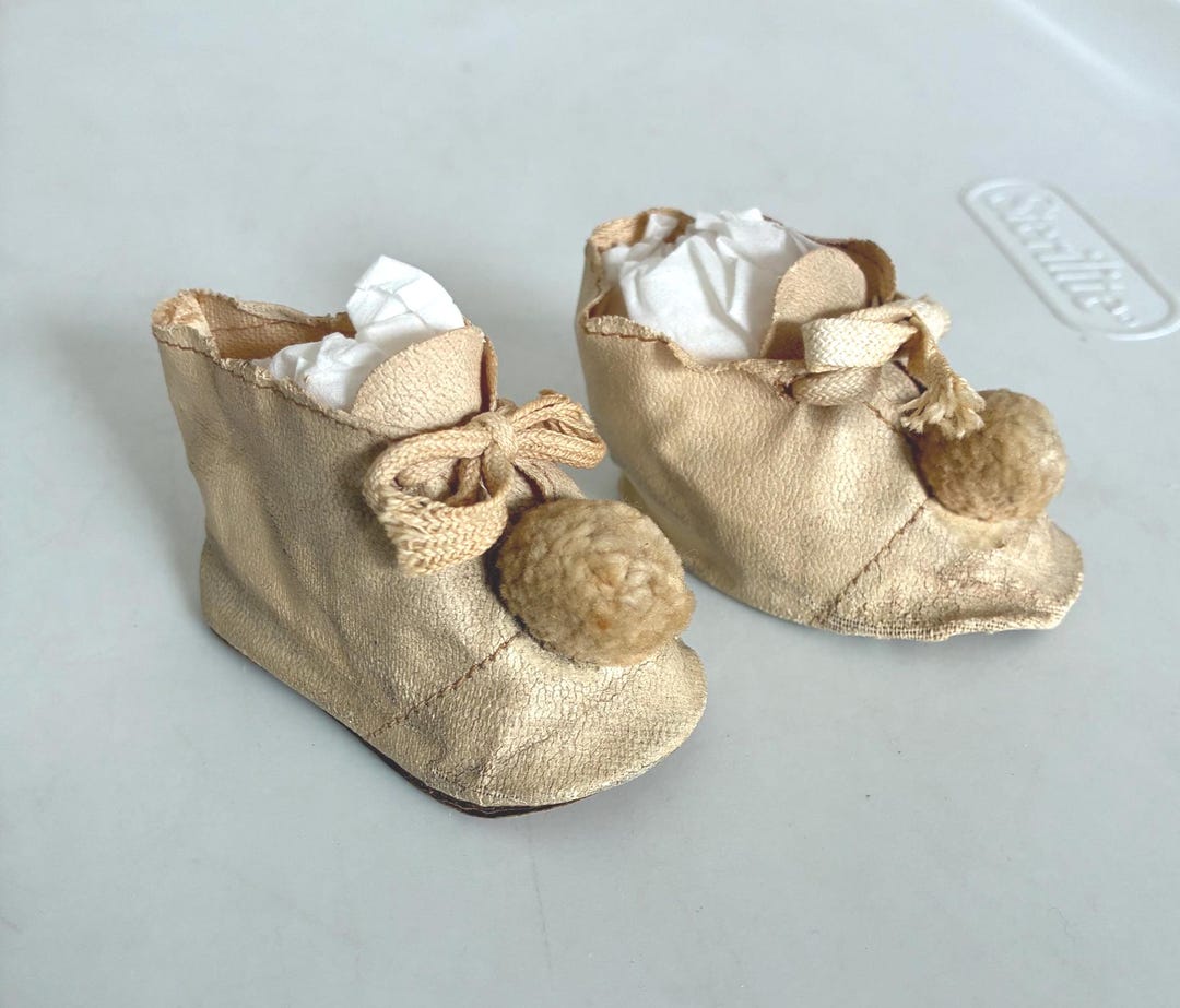 Antique Vintage off White Oilcloth Baby Doll Shoes 3" Long M-L Size ...
