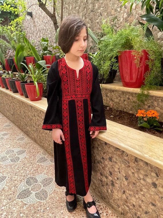 Henna Palestinian Clothing