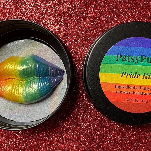 The Kiss Painting - Etsy