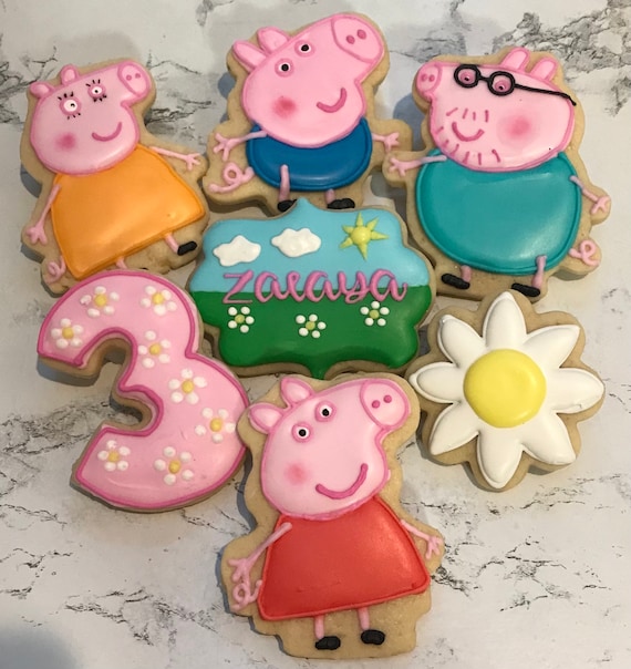 Custom Personalized Pig Family Theme Royal Icing Decorated - Etsy