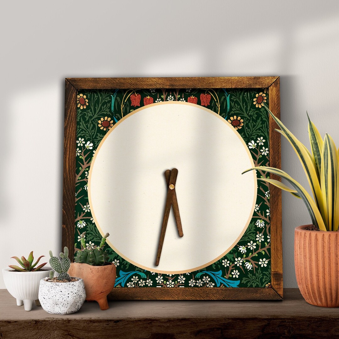 ROYAL VINTAGE CLOCK Antique Boho Desk Clock Greek - Etsy