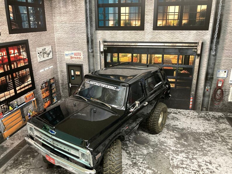 1/10 Scale RC Scale Garage Walls / Diorama / Backdrop - Decal Kit - for ...