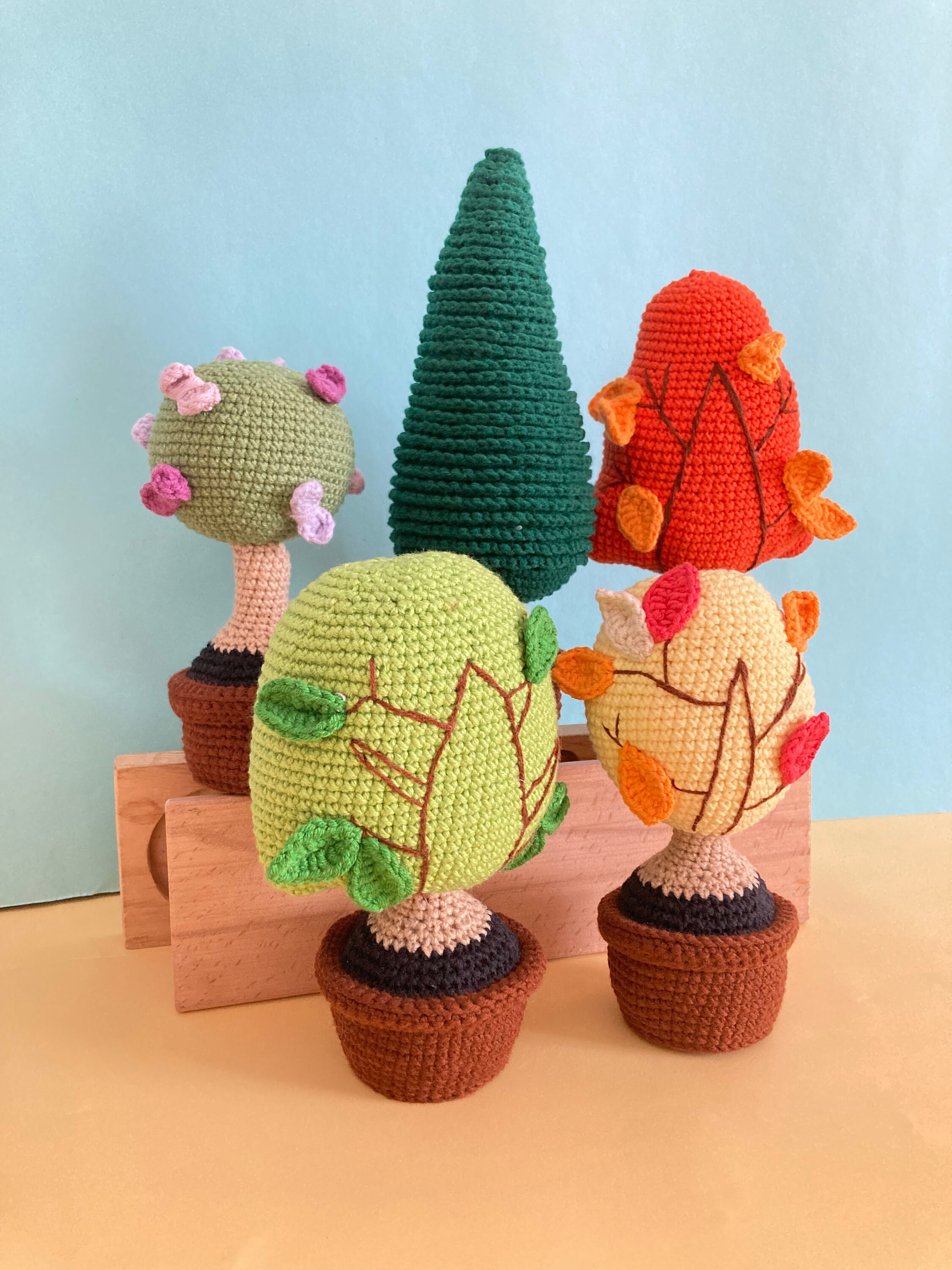 Crochet Trees, Home Decor Nature, Tree Figures, Handmade Trees, Stuff ...