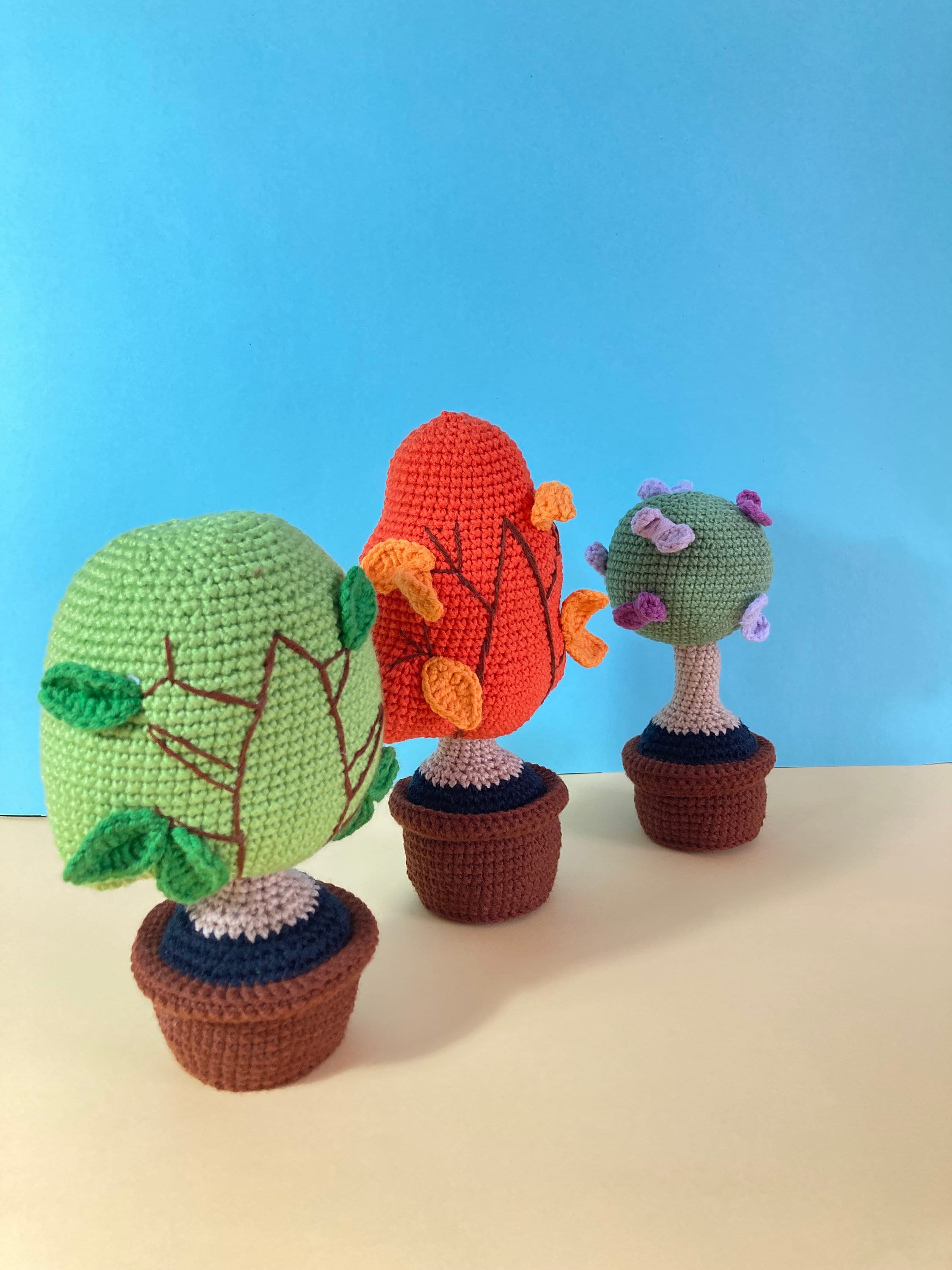 Crochet Trees, Home Decor Nature, Tree Figures, Handmade Trees, Stuff ...