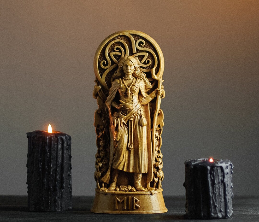 Eir Goddess, Viking Pagan Asatru Heathen God and Goddess Norse Gods ...