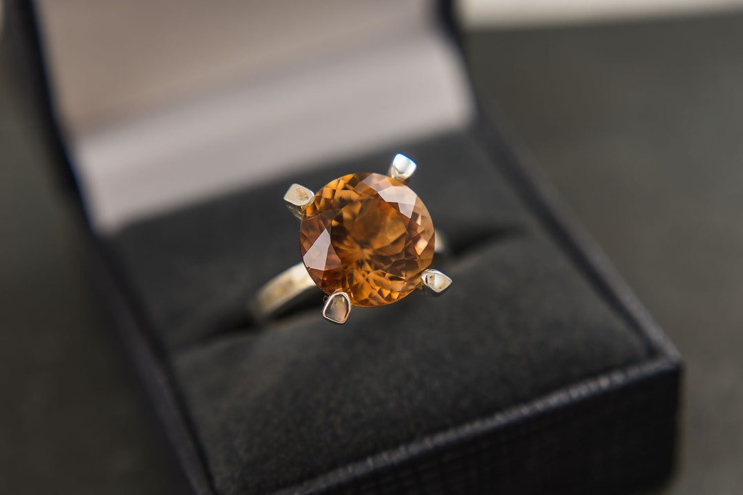8ct Imperial Topaz Ring, Industrial Design Imperial Topaz, Champagne ...