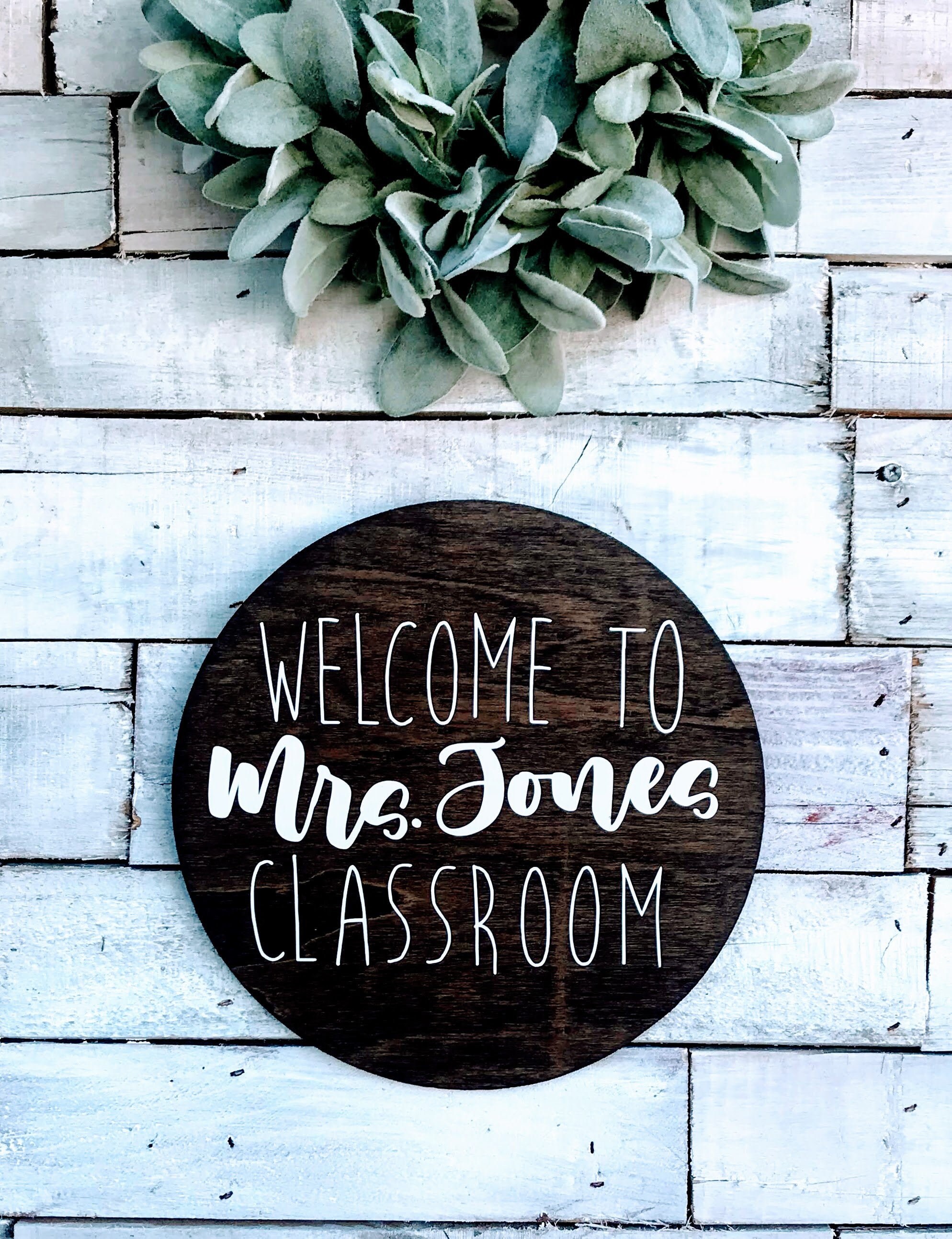 Rustic wood sign Circle sign_ Teacher Name_Farmhouse custom teacher ...